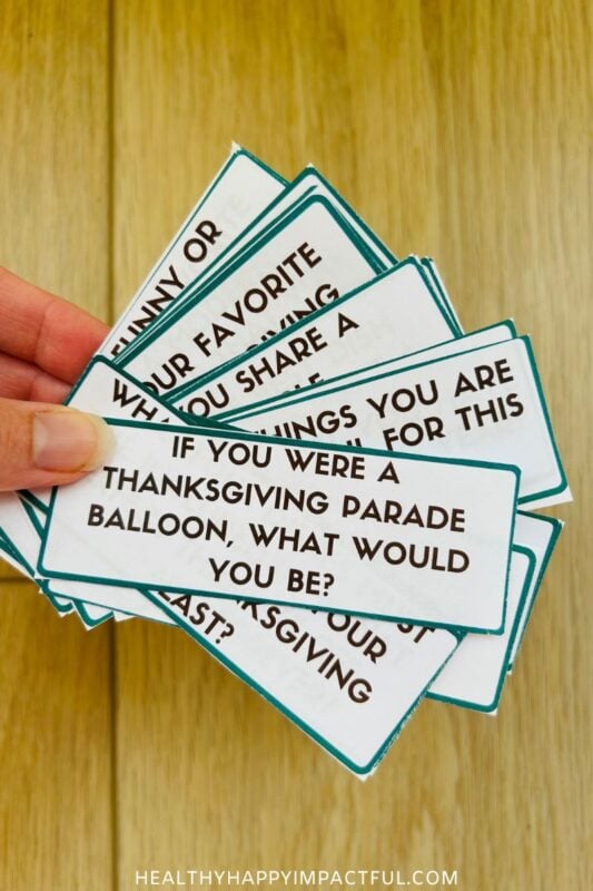 25 Thanksgiving Family Traditions To Start (They'll Remember Forever)