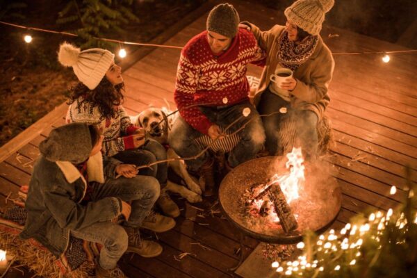 50 Easy Family Night Ideas And Activities to Connect in 2025